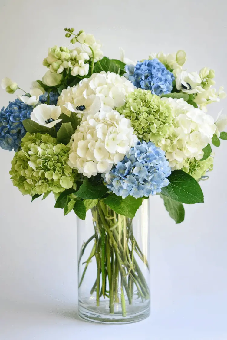 16 Beautiful Hydrangea Flower Arrangement Ideas - My Home And Kitchen