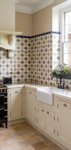12 Beautiful Victorian Kitchen Designs - My Home And Kitchen