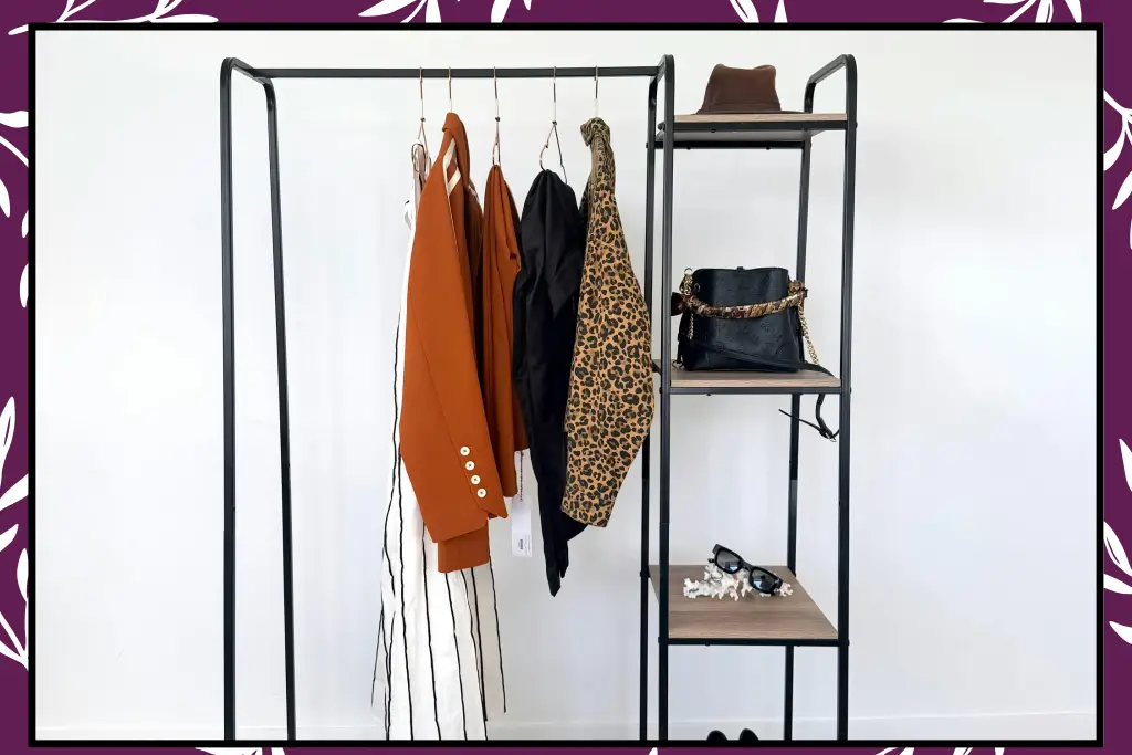 17 Stunning Small Spaces Purse Storage Ideas - My Home And Kitchen
